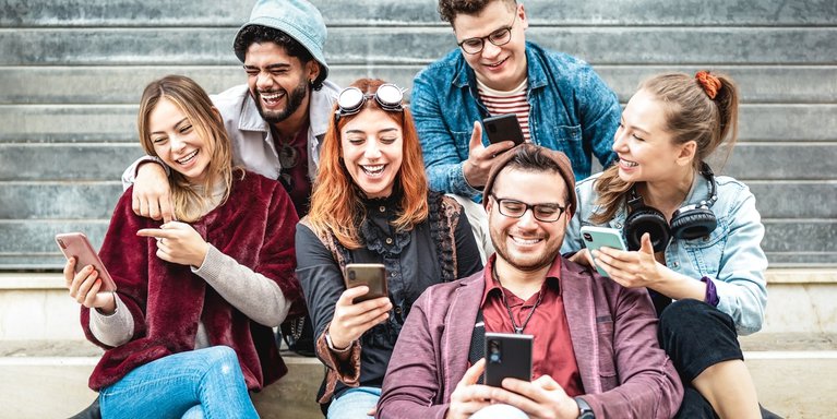 Apps nativas: usos, características y ventajas | Blog UE