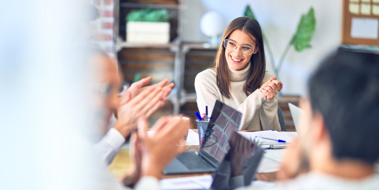 Diferencia entre máster oficial y propio | Blog UE