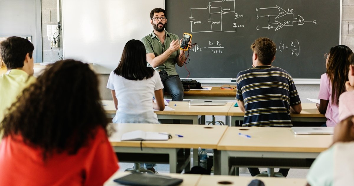 Profesor De Secundaria Cuánto Gana Un Profesor De Secundaria En El