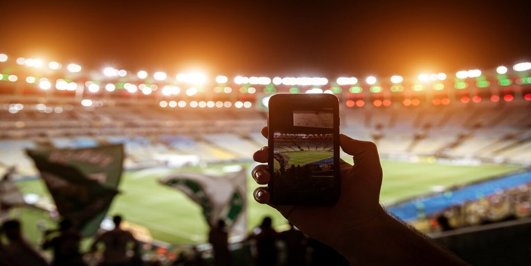 What is a smart stadium? | Blog UE